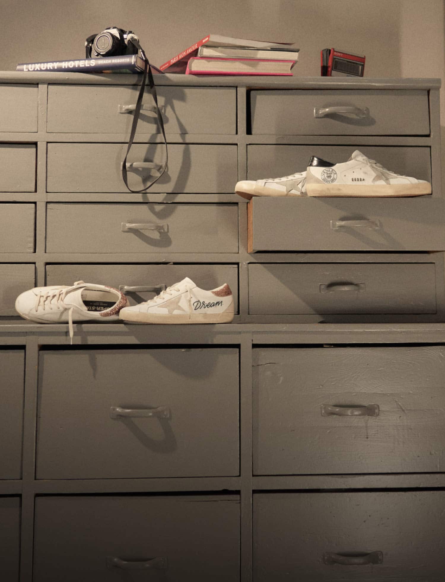 Golden Goose: sneakers and clothes for men and women
