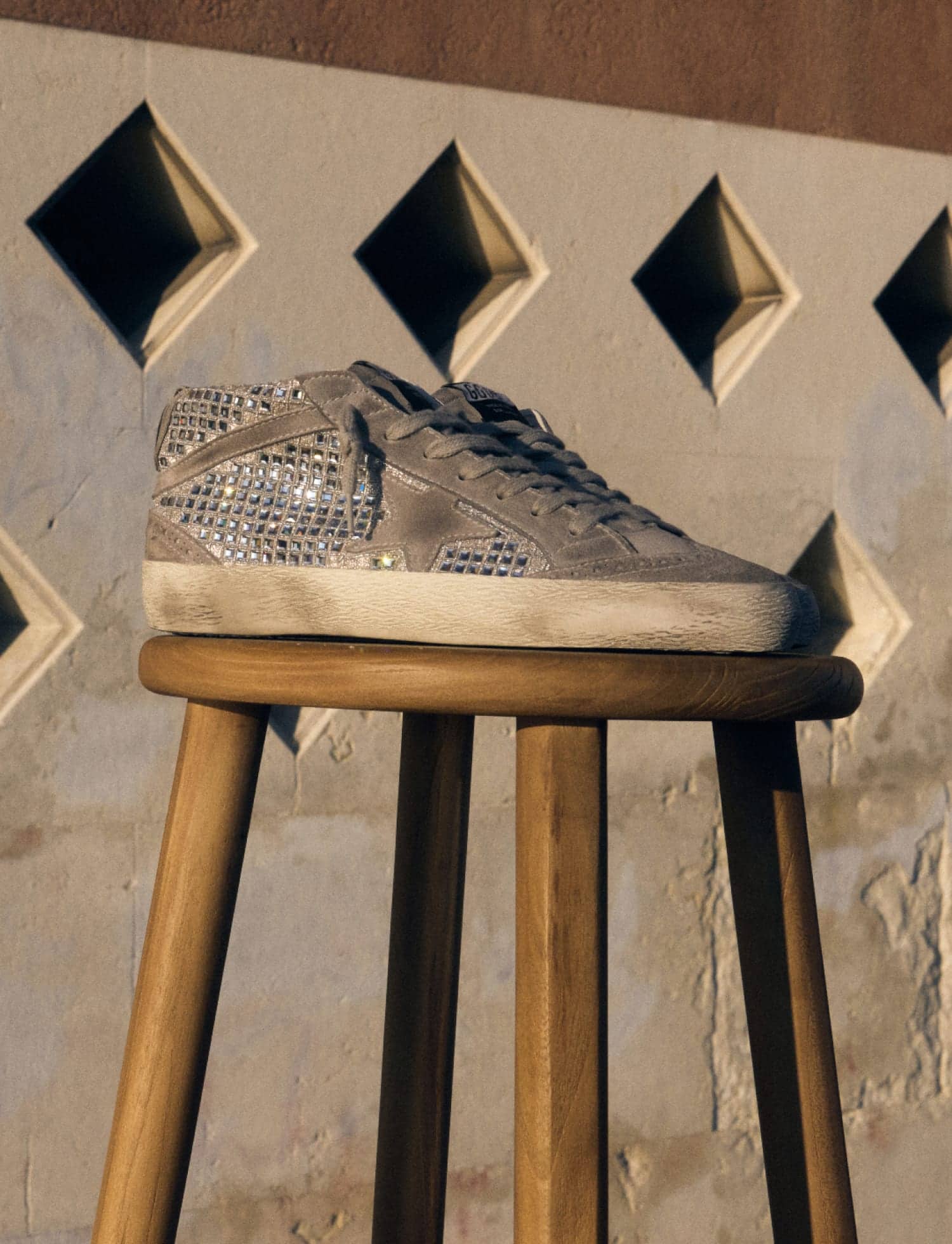 Golden Goose: sneakers and clothes for men and women