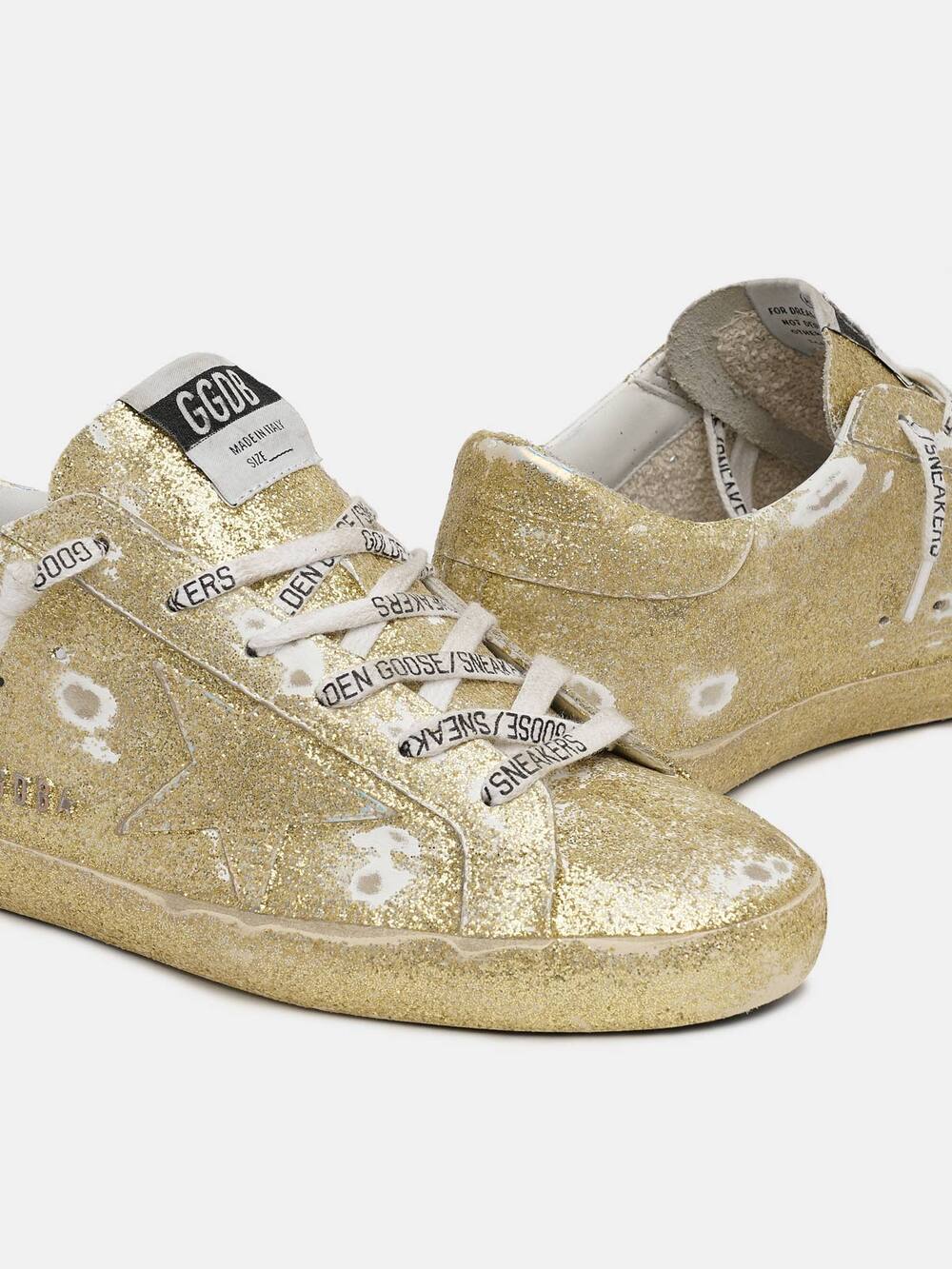 Sparkling Super-Star sneakers with gold glitter and logoed laces ...